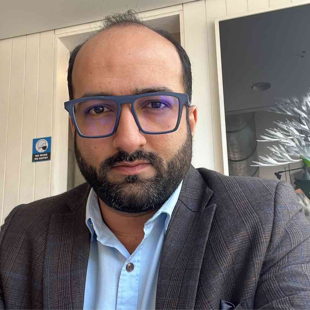 Shashank Bhatt's Instagram, Twitter & Facebook on IDCrawl